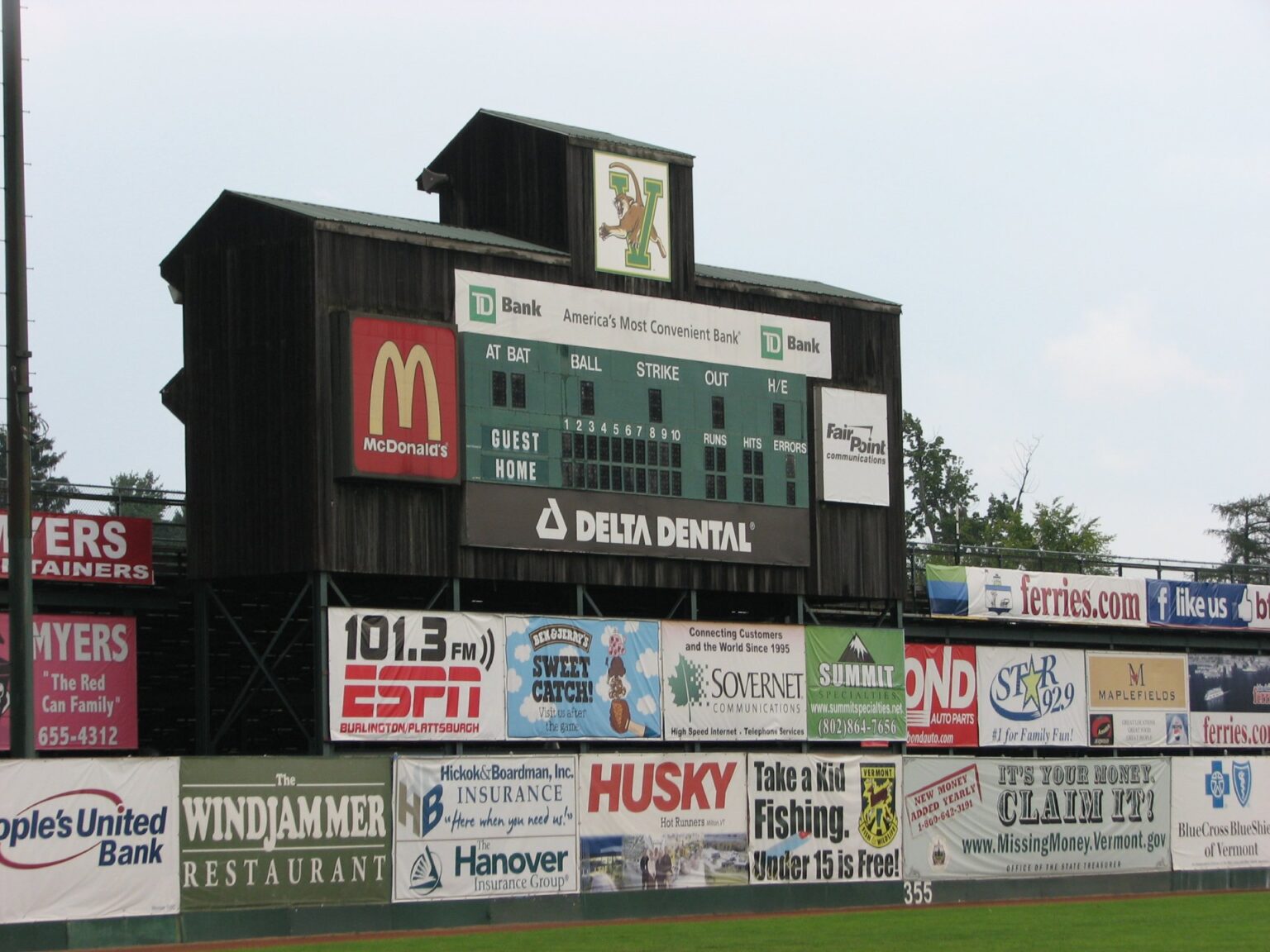 Centennial Field (Vermont Lake Monsters Ballpark) Guide & Photos - The ...