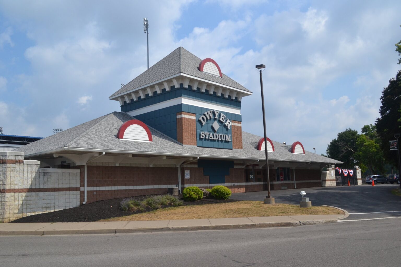 Dwyer Stadium (Batavia Muckdogs Ballpark) Guide & Photos - The Ballpark ...