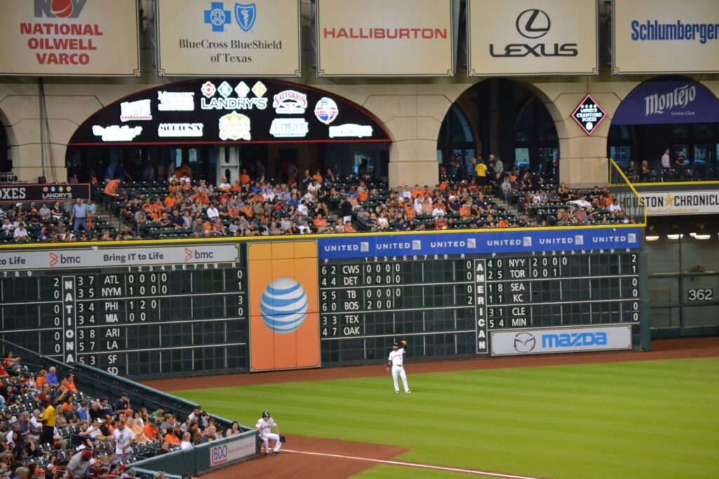 BEST Seats At Minute Maid Park (Houston Astros) - The Ballpark Guide